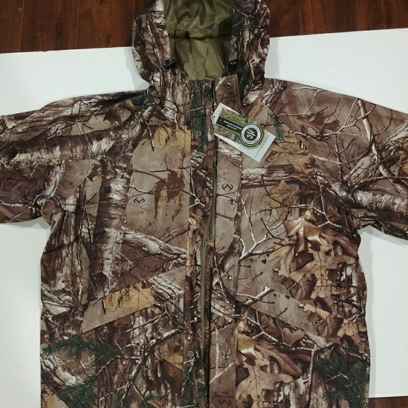 Realtree | Jackets & Coats | Licensed Realtree Camo Jacket With Hoodie ...